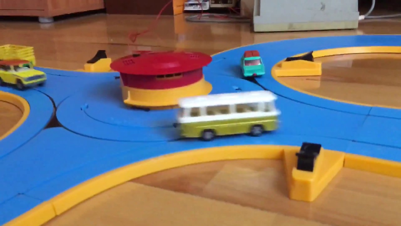 Matchbox Motorway Switch A Track - YouTube