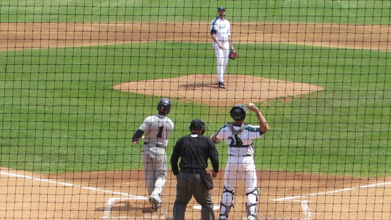 5/18/2016: Blake Beavan vs. Mycal Jones - YouTube