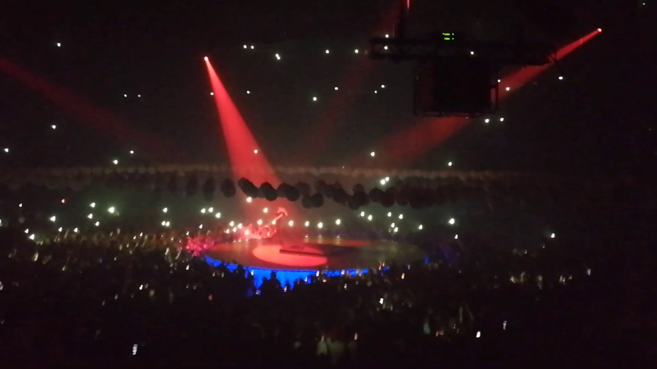 DRAKE - My Way - Concert Live - Bercy Accor Hôtels Arena - Paris - 12. ...