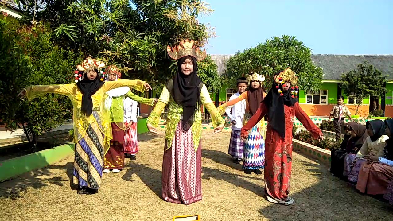 Tari kelompok 2 2018 - YouTube