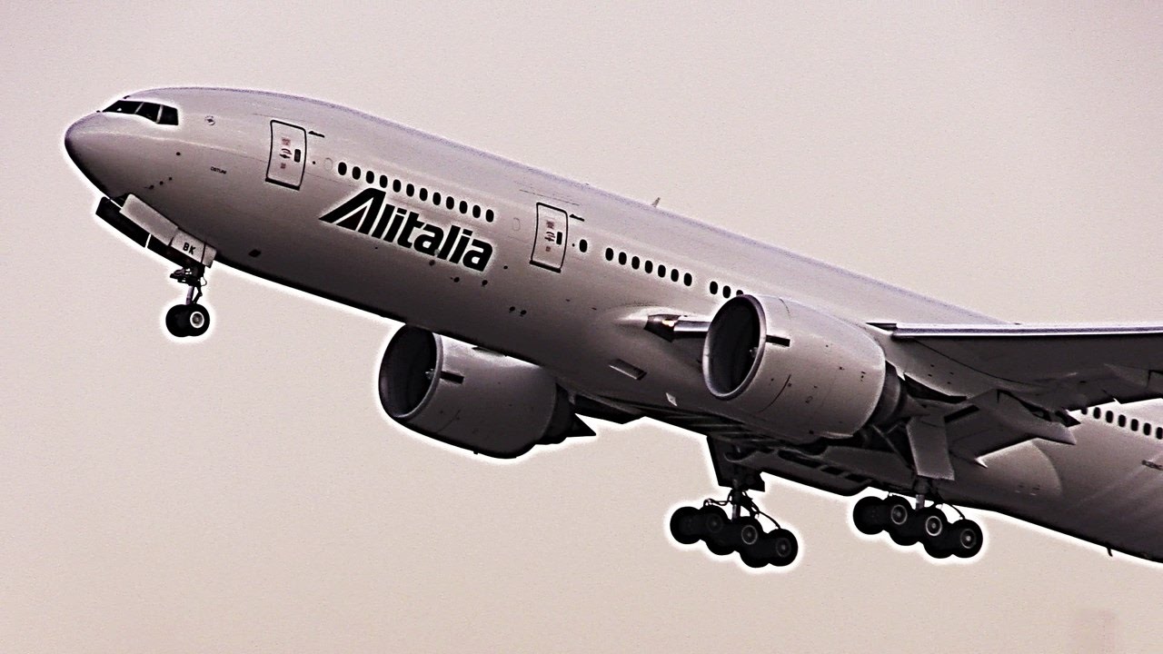 Various takeoffs runway 34L at Rome Fiumicino Int'l Airport (FCO/LIRF ...