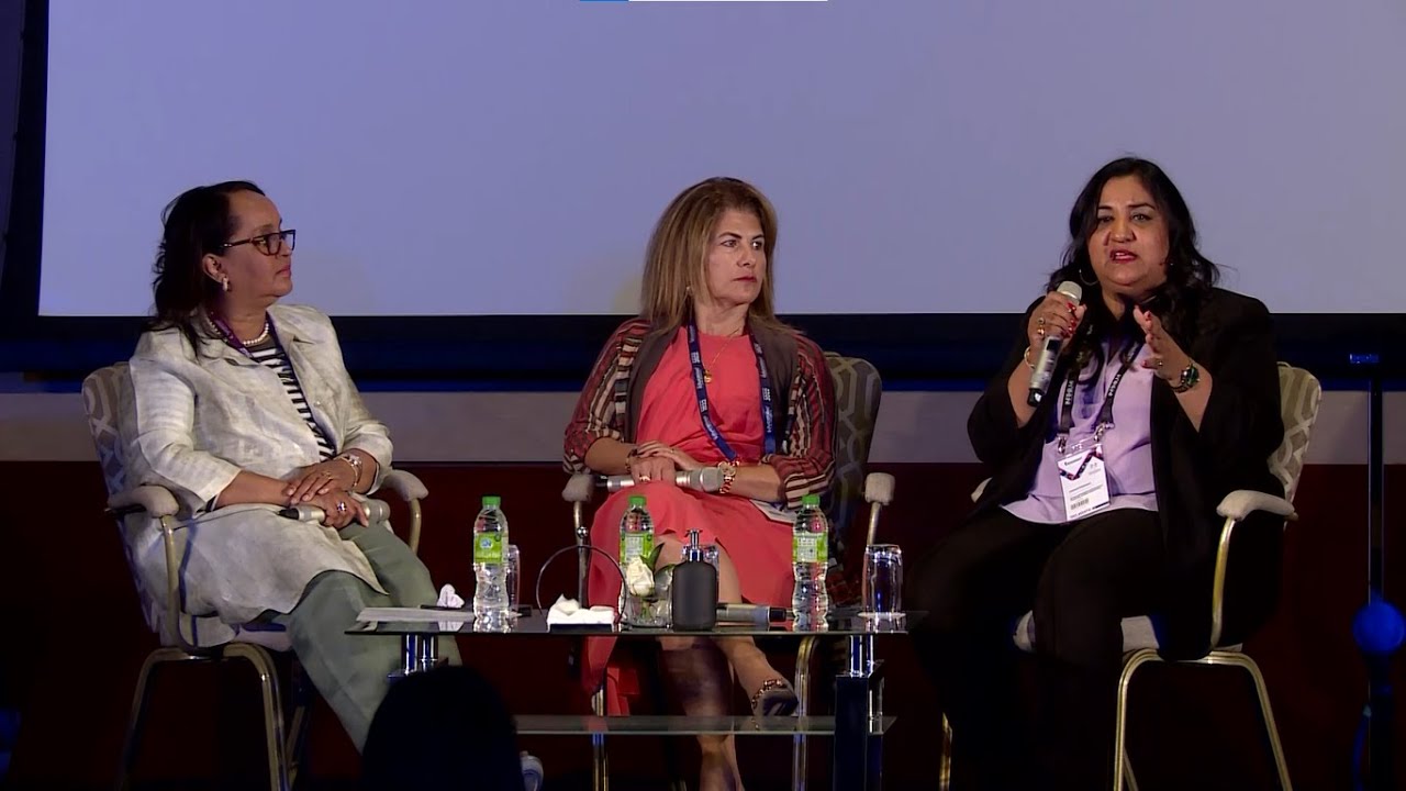 Panel Discussion | Education 2.0 Conference | Dubai - YouTube