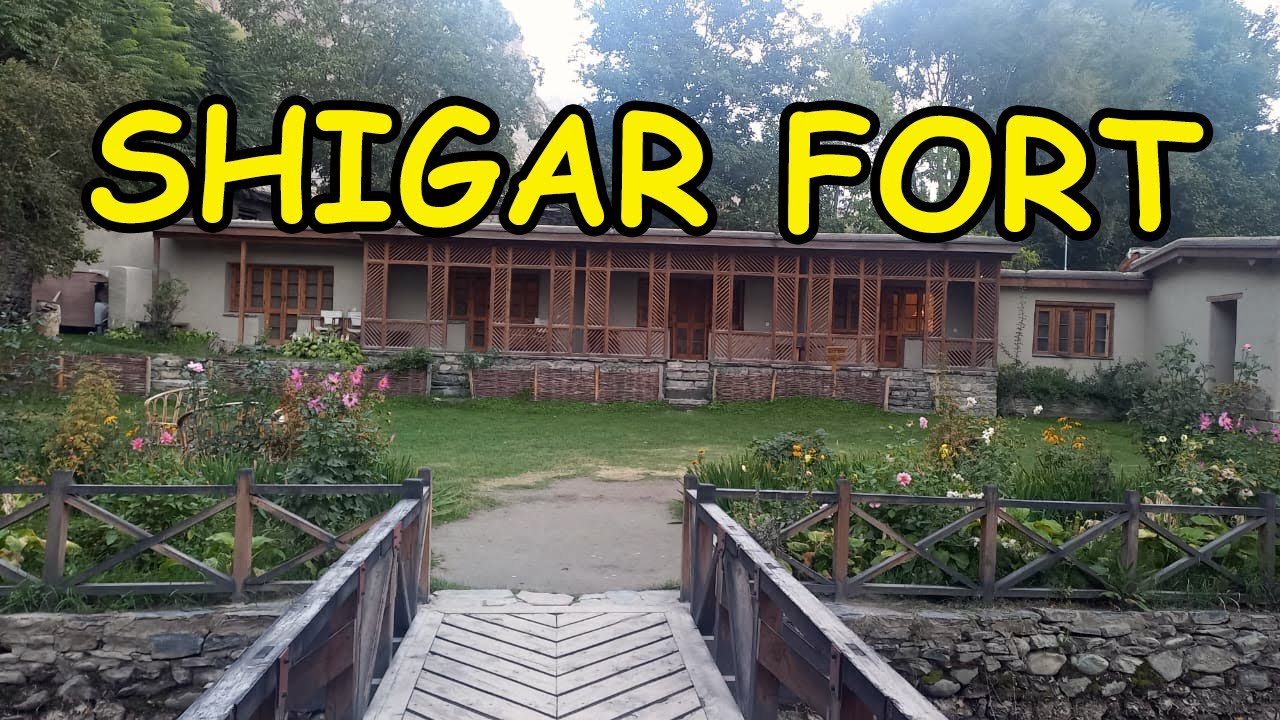 The scenic road to Shigar valley and the spectacular Shigar Fort ...