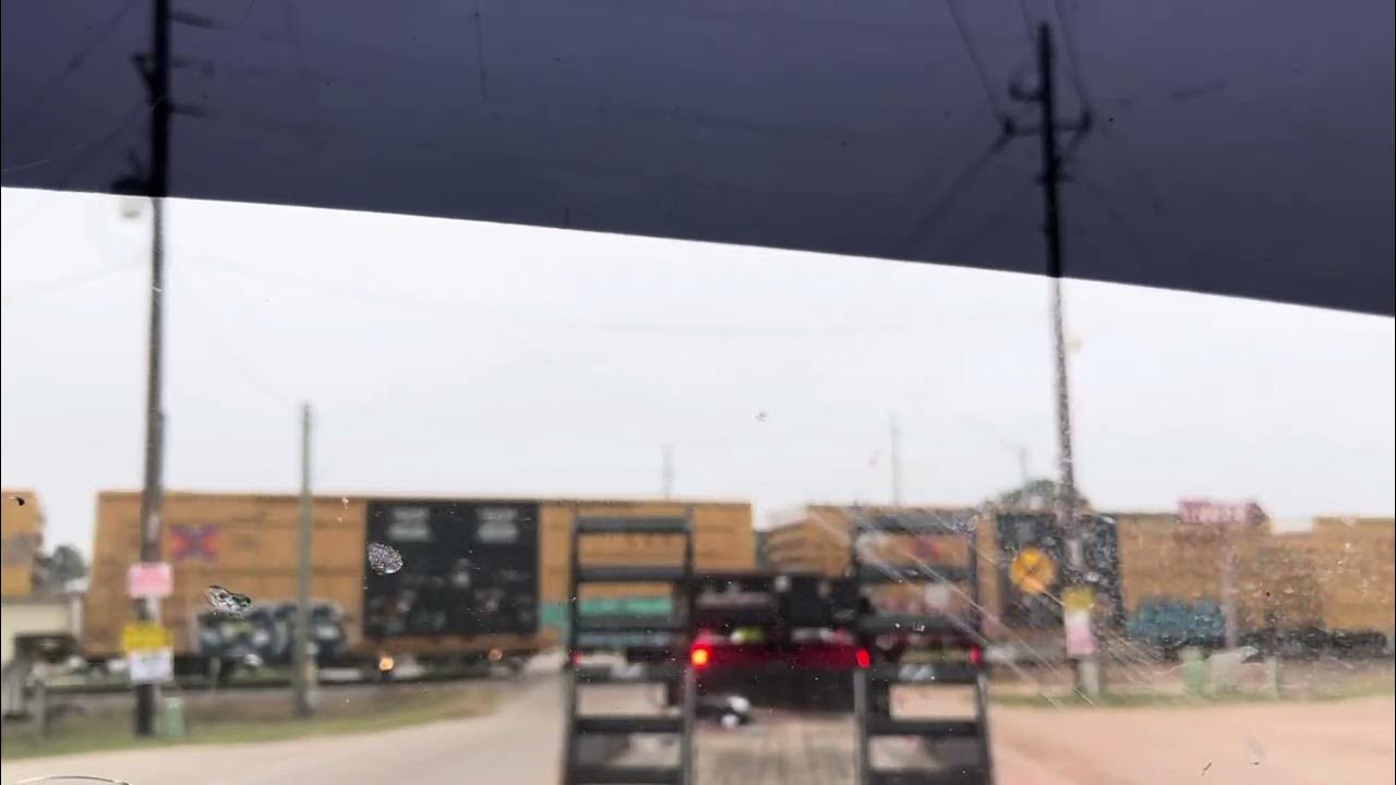 UP 5774 New Paint Scheme Leads Manifest Magnolia,Tx - YouTube