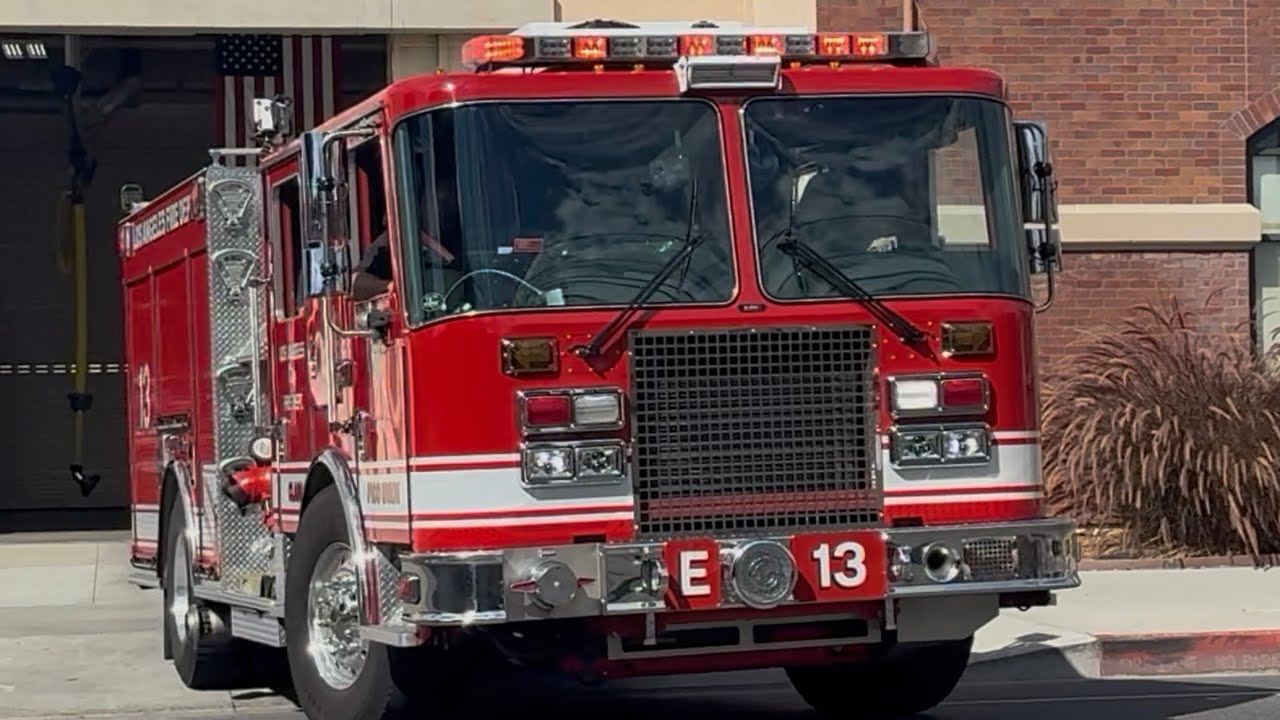 LAFD Engine 13 Responding - YouTube