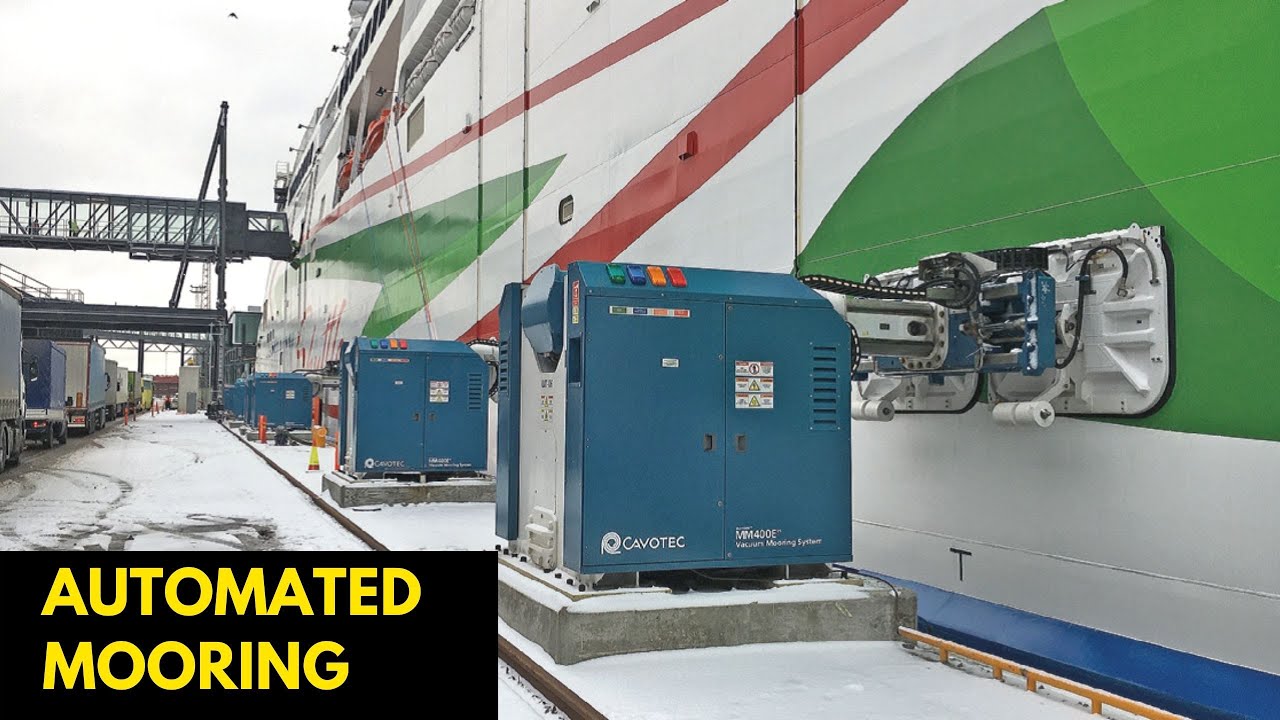 Mooring in less than 30 seconds - MoorMaster™ - YouTube