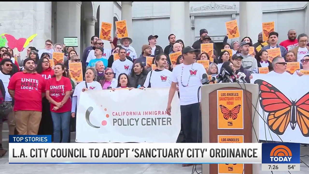 LA City Council to adopt 'sanctuary city' ordinance - YouTube