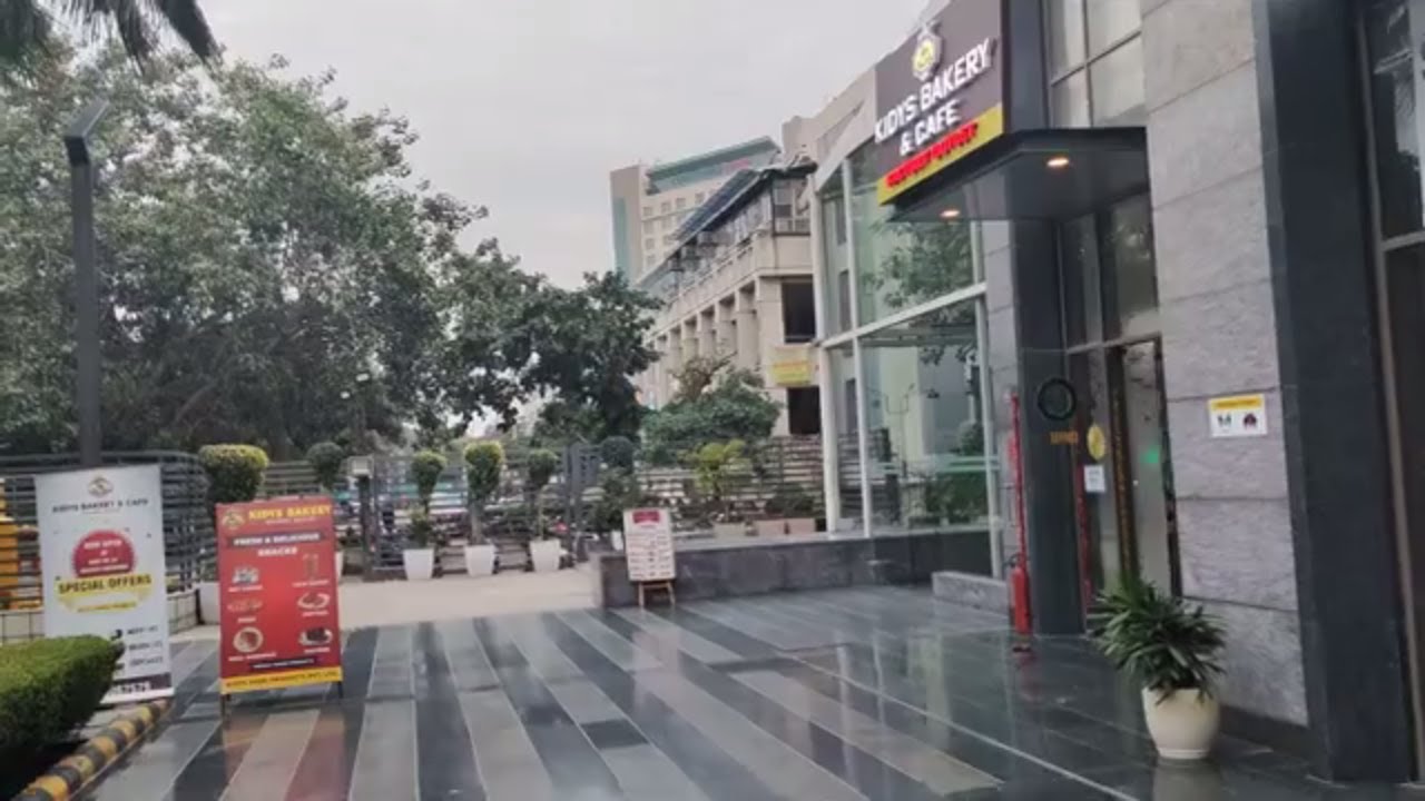 Time Square Building In Gurgaon City 2022 - Time Square Tower In ...