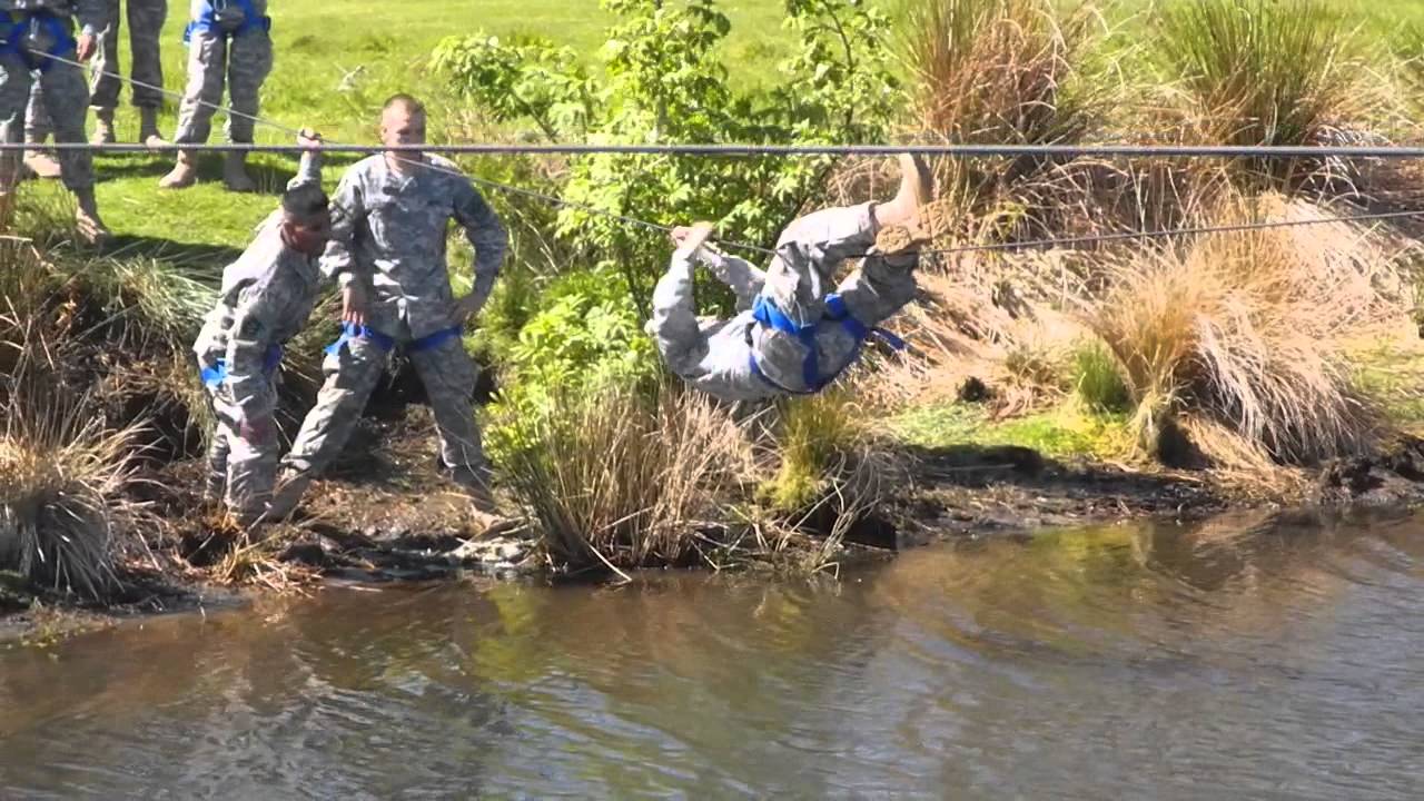 JROTC Rope Bridge JCLC 2015 - Bravo company - YouTube