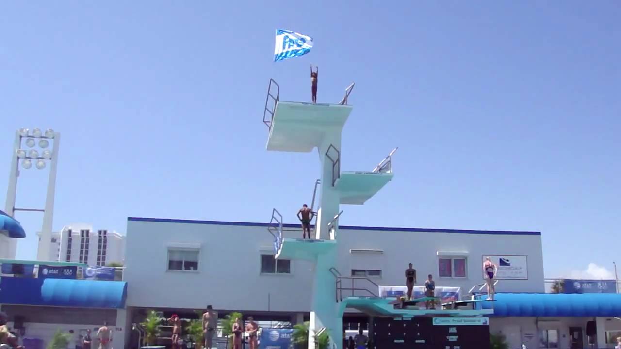 Amazing 10yr old diver from 10 meter!!! - YouTube