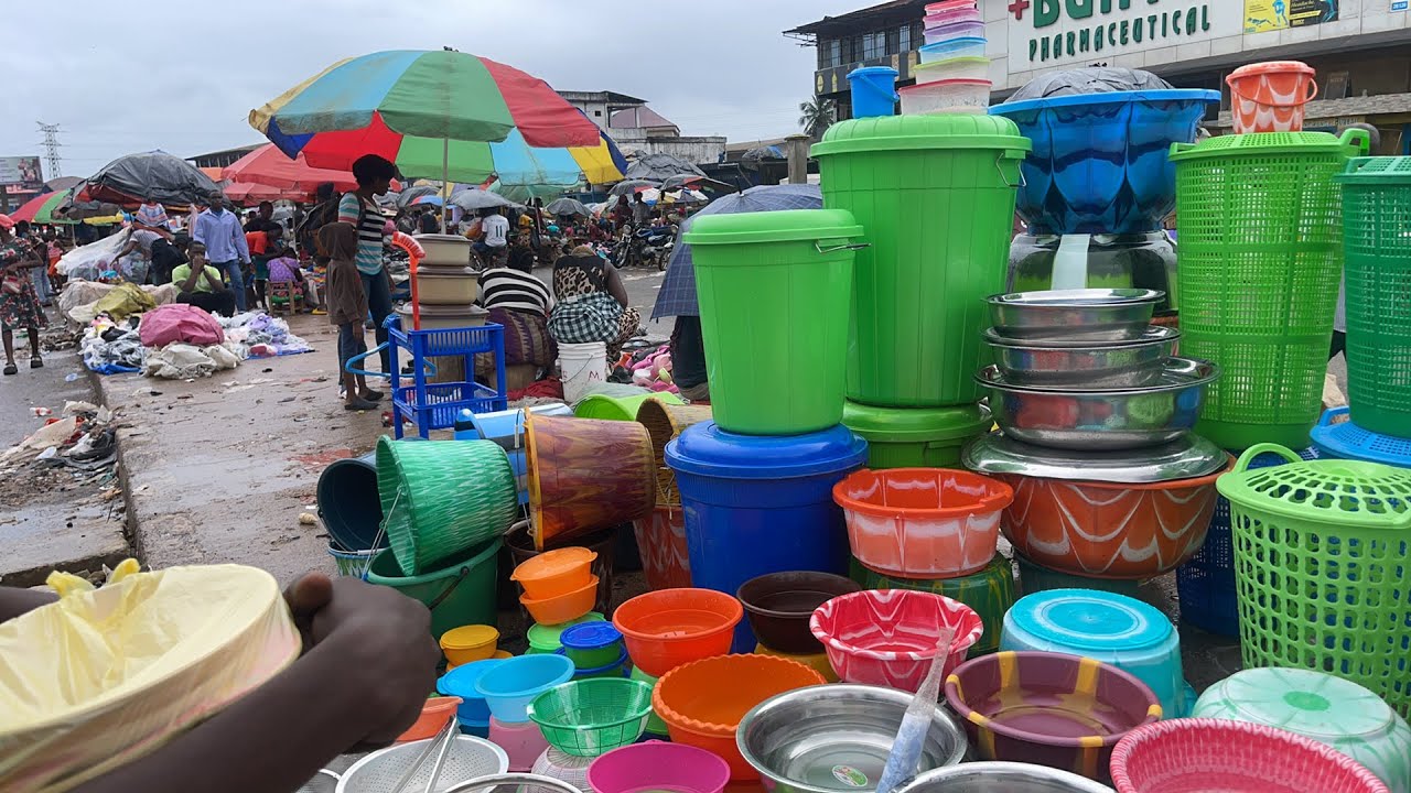 Red light market Liberia biggest open street market on Sunday - YouTube