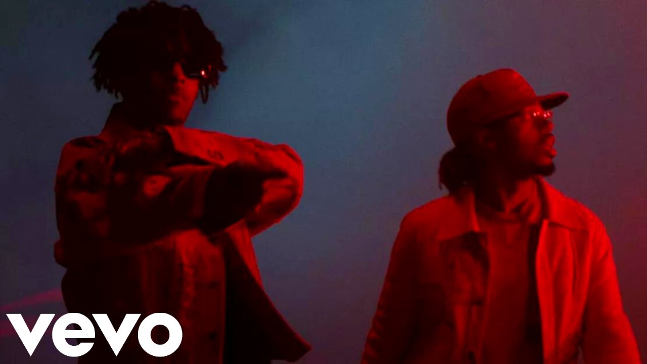 Pop Smoke - Back 2 Back feat 21 Savage [Music Video] prod. by ...