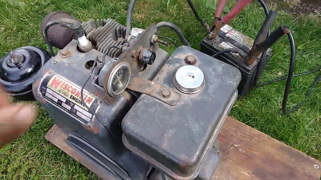 Wisconsin S7D start and running - YouTube