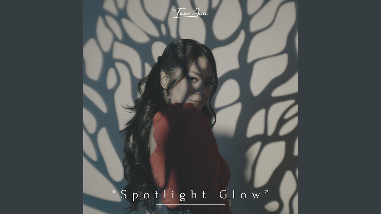 Spotlight Glow - YouTube
