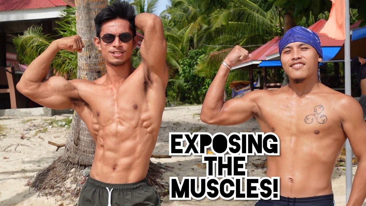 SHREDDED AT THE BEACH | EXPOSING THE MUSCLES - YouTube