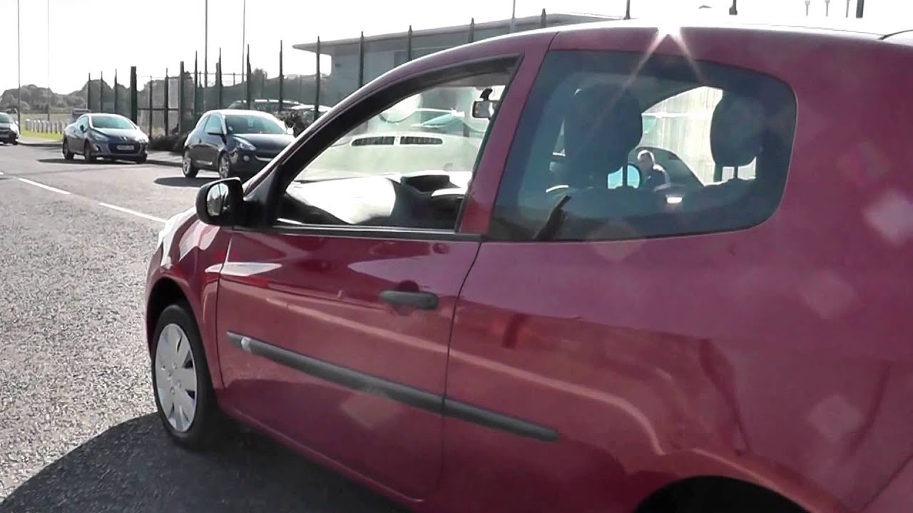 2009 Renault Clio Extreme 1.2l EK59EVU Capsicum Red at Toomeys Southend ...