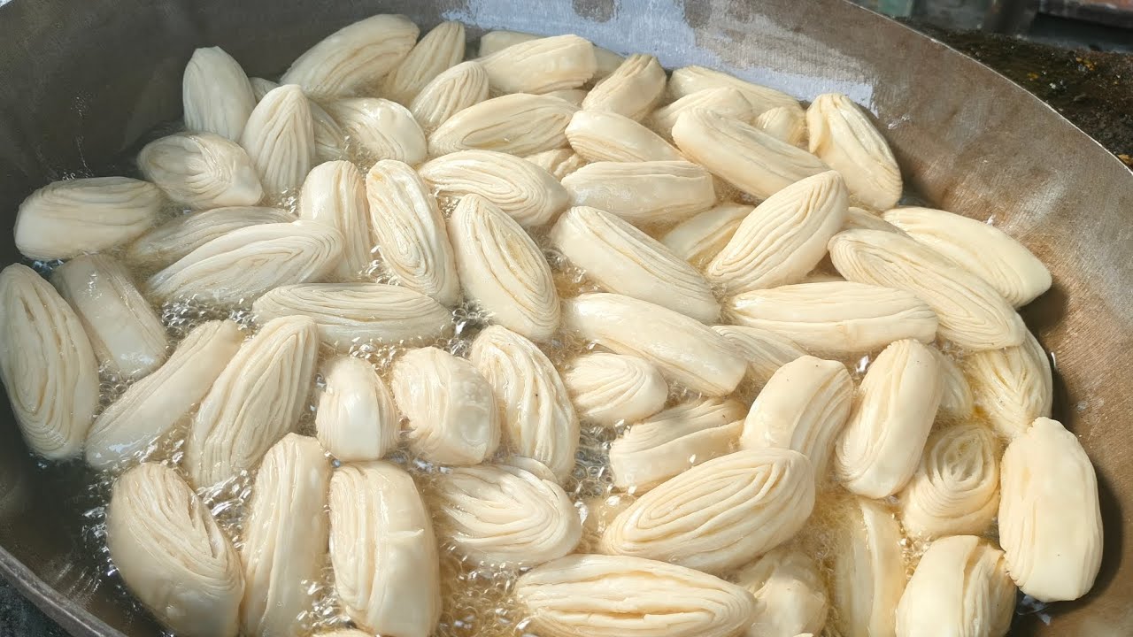 kakinada khaja 🧐||new recipe full video watch now 🎉||recipe by -(siva ...