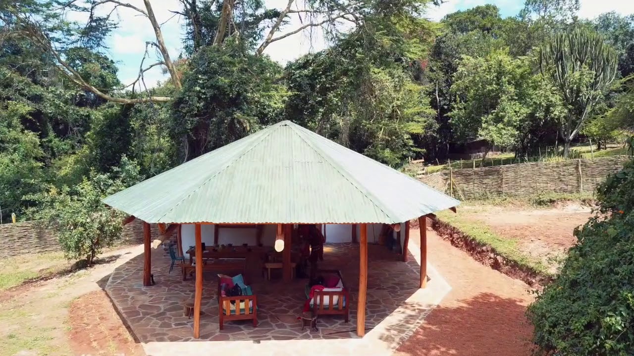 St Andrews Turi visit RedTribe - YouTube
