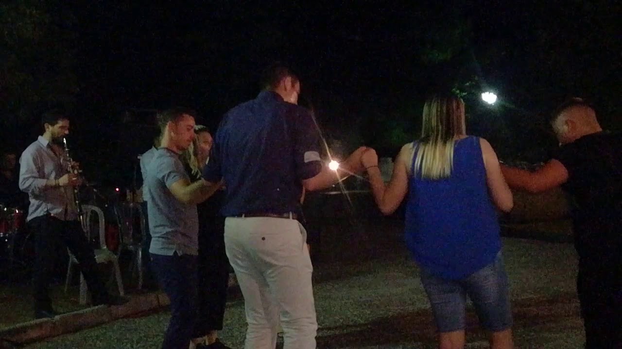 ΕΝΑ ΒΡΑΔΥ ΒΓΗΚΕ Ο ΧΑΡΟΣ - ΑΓΓΕΛΗΣ & ΠΕΓΙΟΣ - YouTube