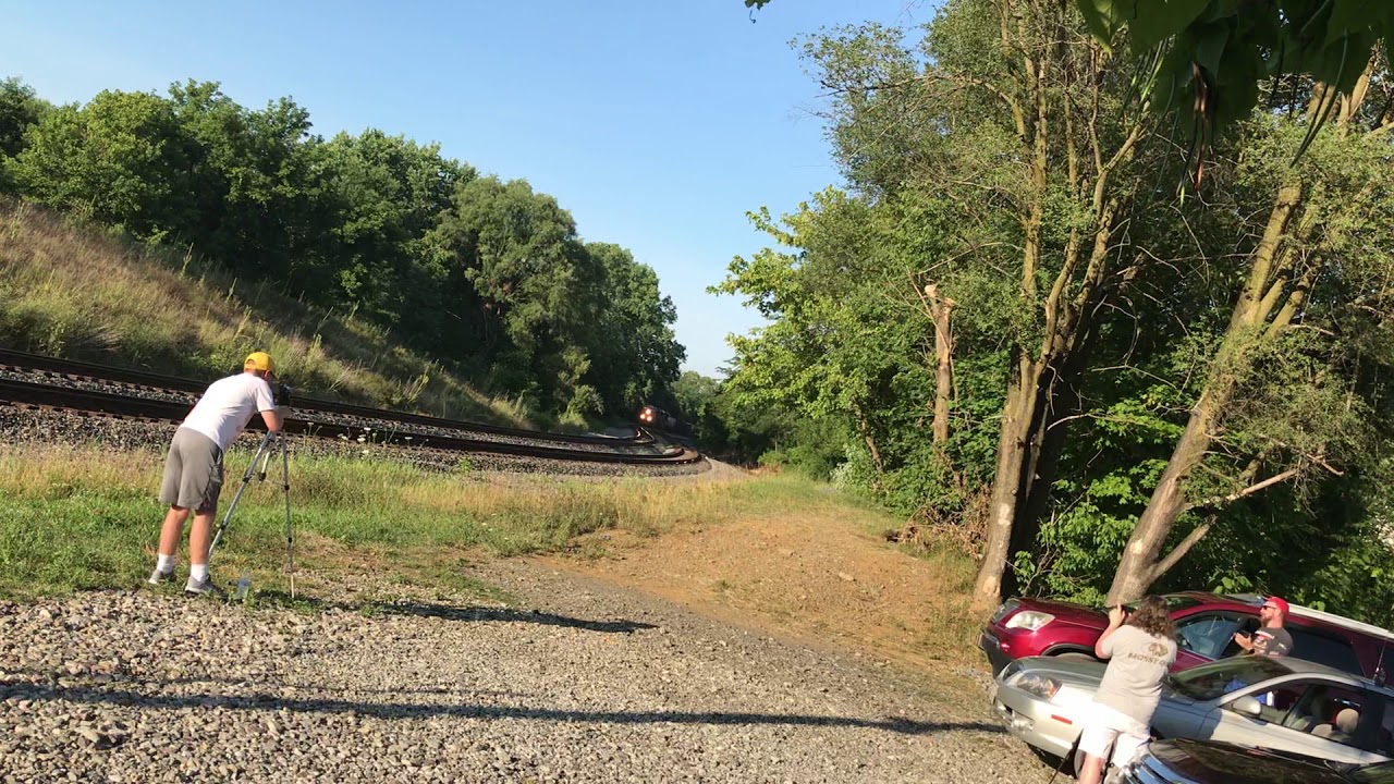 CSX SD70AH 8905 On csx ballast train at Shenandoah Junction - YouTube