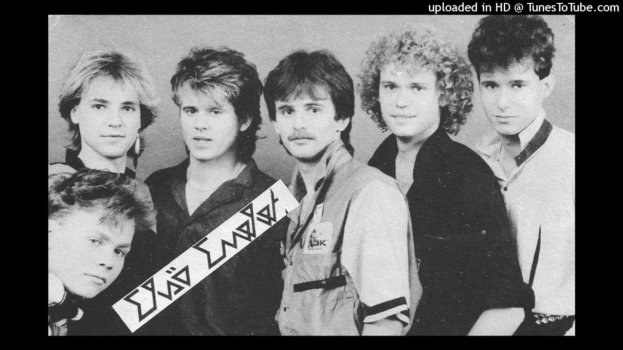 Első Emelet - Kezdetek - Teljes album - 1982-83 - YouTube