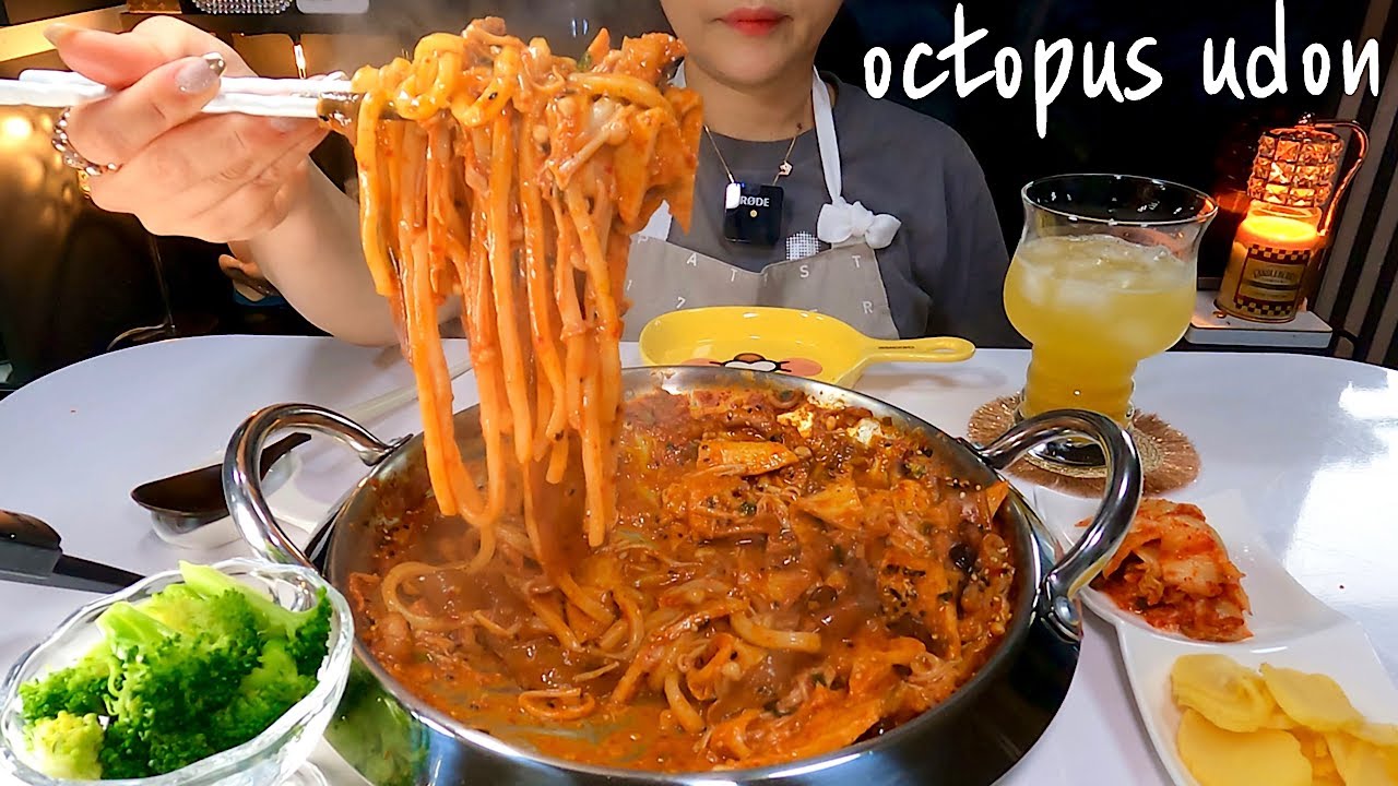 ASMR MUKBANG | 낙지 우동 | octopus udon ☆ ft.noodle | EATINGSHOW | - YouTube