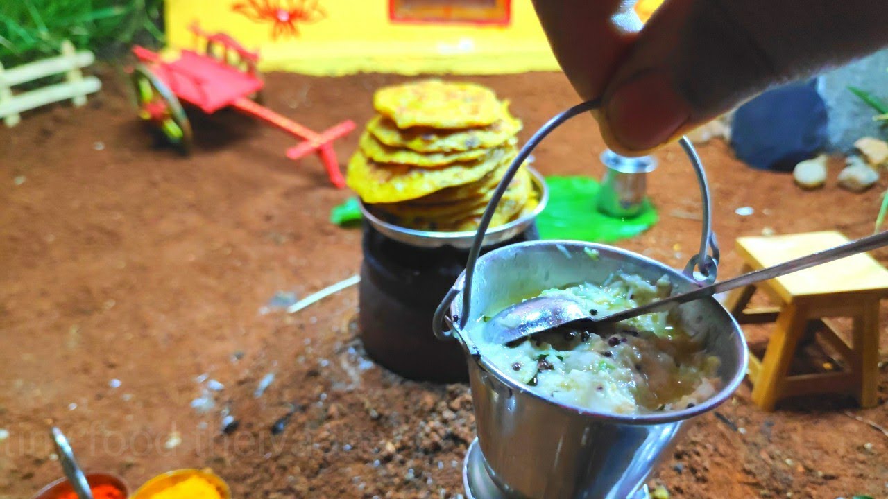 Gothumai egg thosai|gothumai masala thosai making|tiny food theivaanai ...