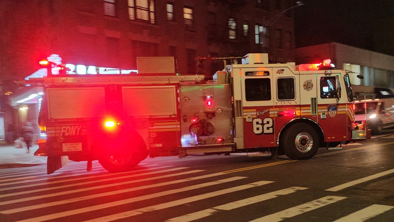 FDNY Engine 62 Responding On East 204th Street In Norwood, The Bronx ...