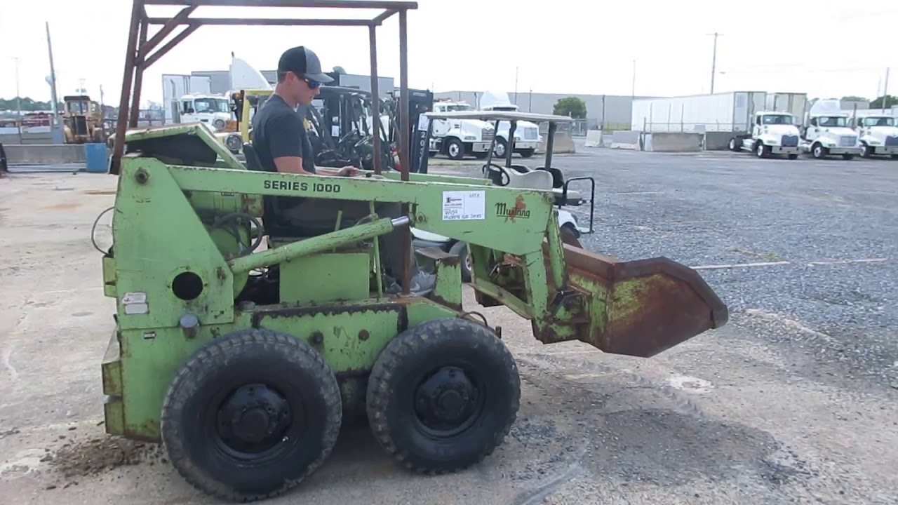 MUSTANG 1000 SERIES SKID LOADER, STOCK # 44959 - YouTube