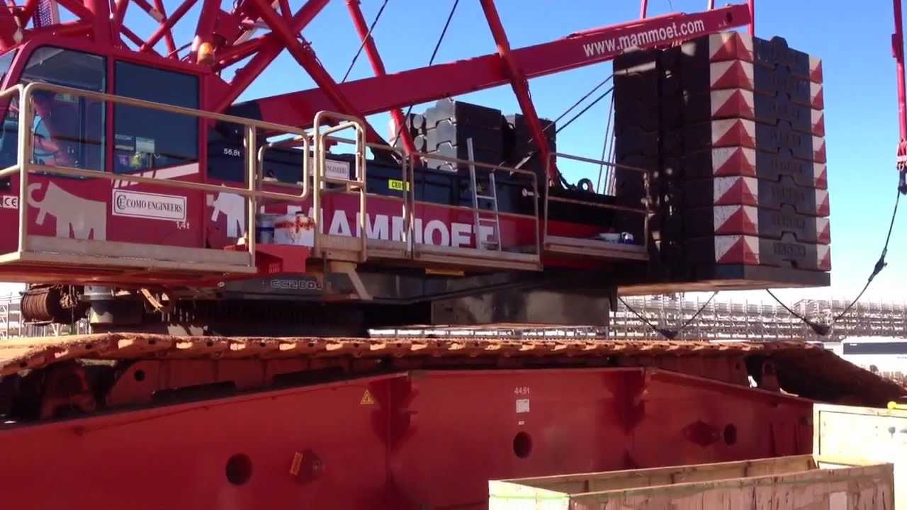 Mammoet terex demag CC2800 - YouTube