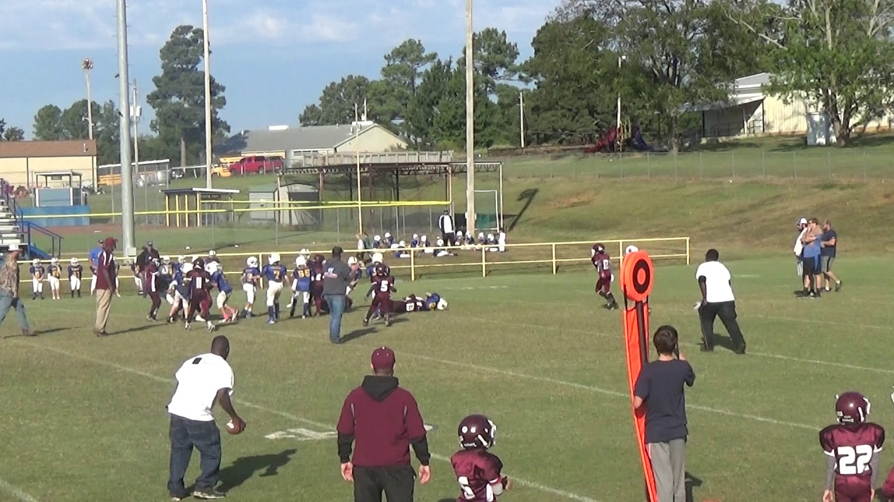 Foreman Gators #13 Victron 3rd Grade Football player - YouTube