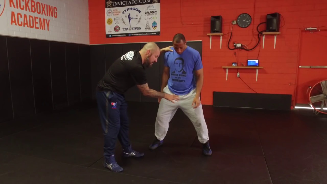 How to Hit a Foot Sweep - YouTube