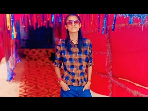 Saloni pandey is live - YouTube