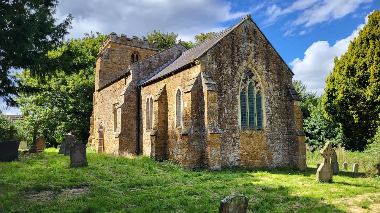 Barefoot Chronicles 042 - St Mary's Church, Hatcliffe (Part 1) 👣⛪️ ️☀️ ...