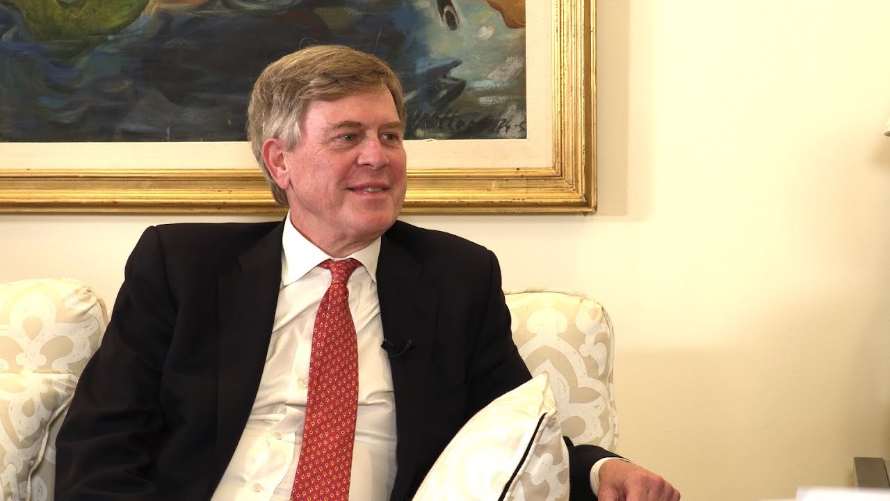 AUCTV Exclusive Interview With Richard Bartlett - YouTube