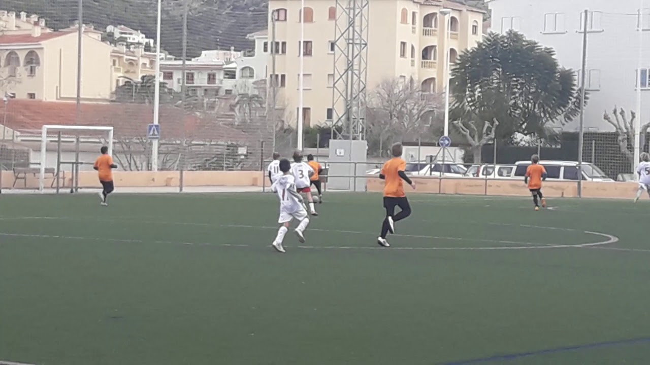 First of 1000 goals - YouTube