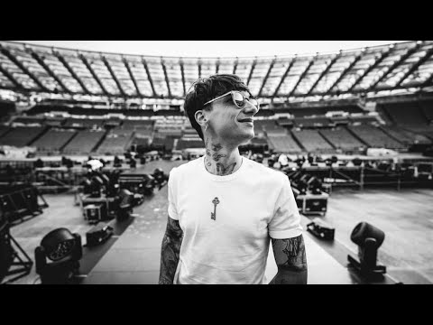 PAURA MAI ULTIMO (inedito) - Live Roma 10/07/2023 - YouTube