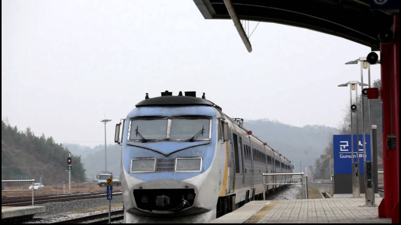 군산역 PP 새마을호 Saemaul Train, Gunsan Station KOREA 2011 - YouTube