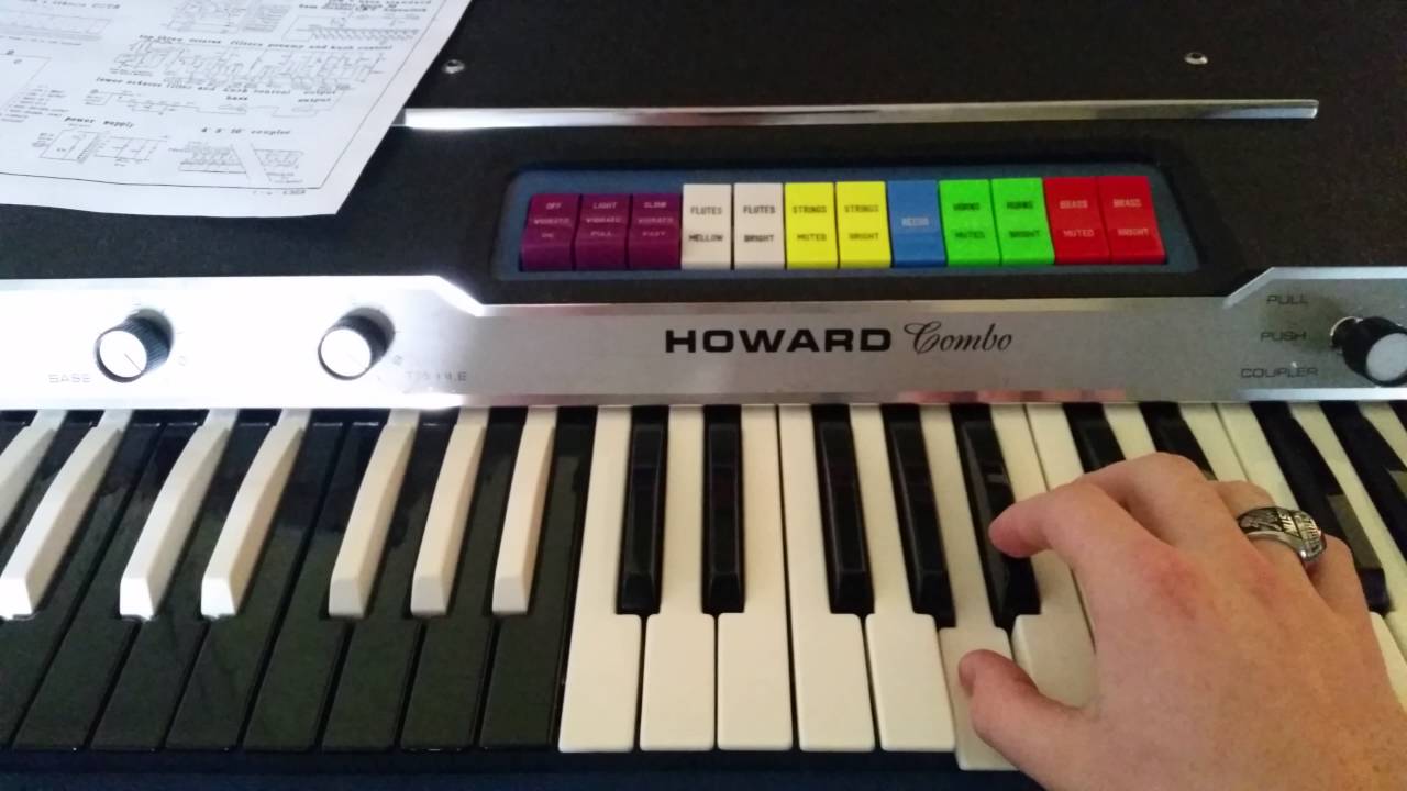 Howard Combo Organ: Strange Issue - YouTube