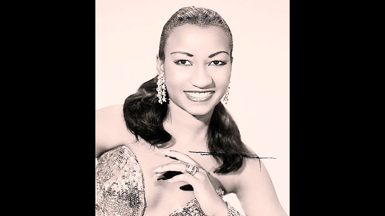 Bemba Colora 'Celia Cruz' - YouTube