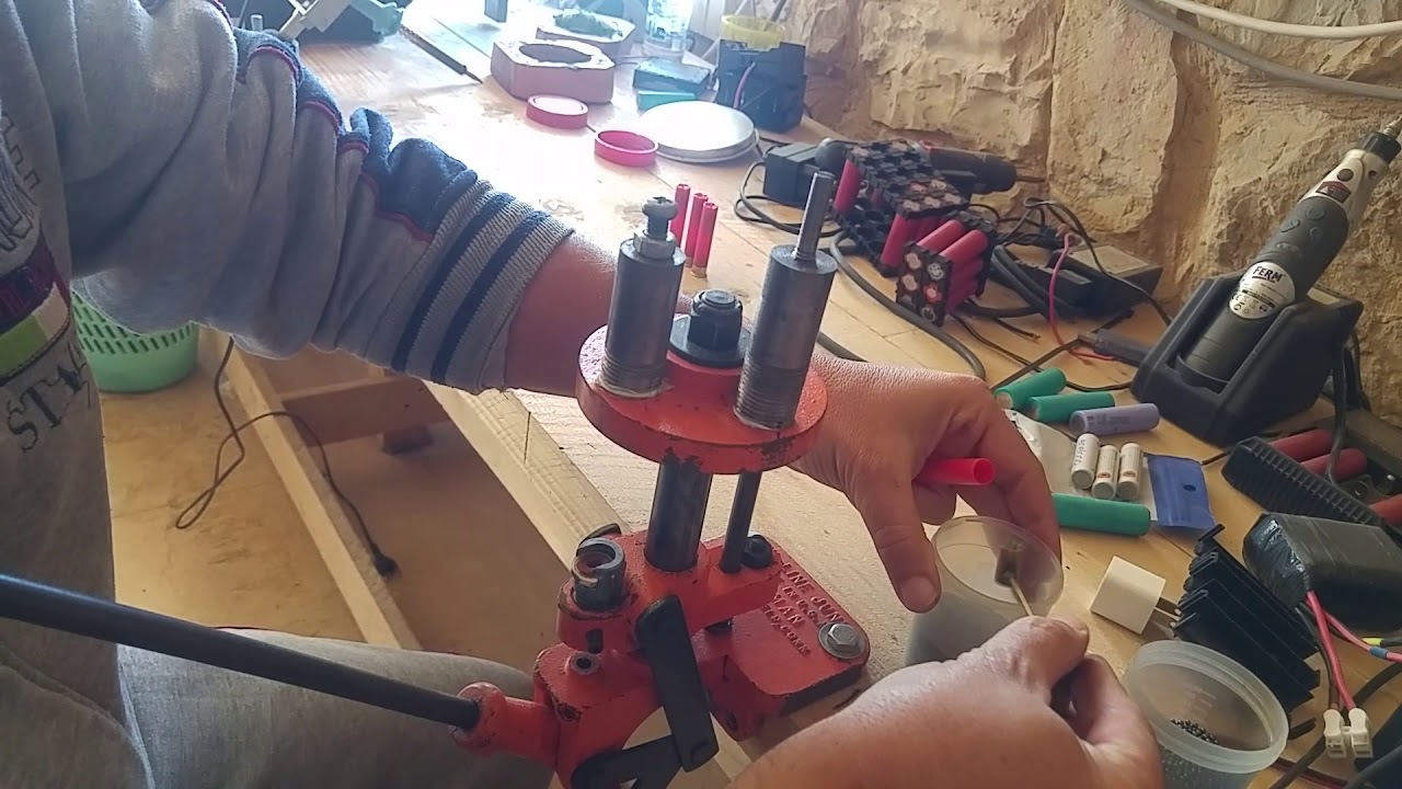 Reloading 410 gauge on lyman junior - YouTube