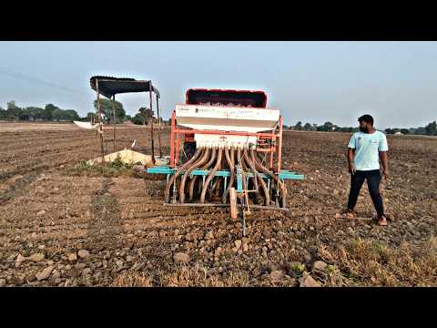 Khet me Machine se Gehu bohe , Shree Ram super 303 or Ajeet 349 - YouTube