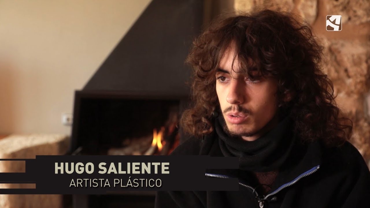 Hugo Saliente existe (y toca la gaita) - YouTube