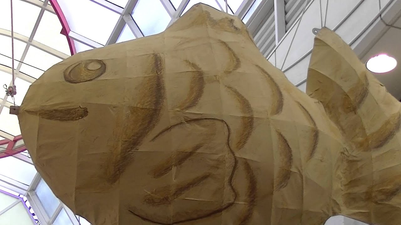 たい焼き 張りぼて：Papier‐mâché Taiyaki(Fish-shaped pancake stuffed bean jam ...