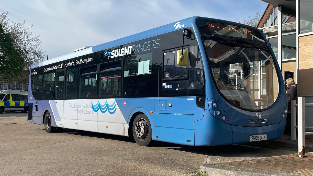 *Super Rattly Emergency Exit Door!!!!!* Solent Ranger 63306 SN65 OLK On ...