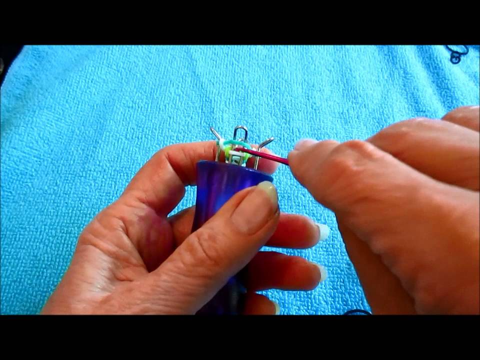 Rubber Band Bracelets - A Tutorial - YouTube