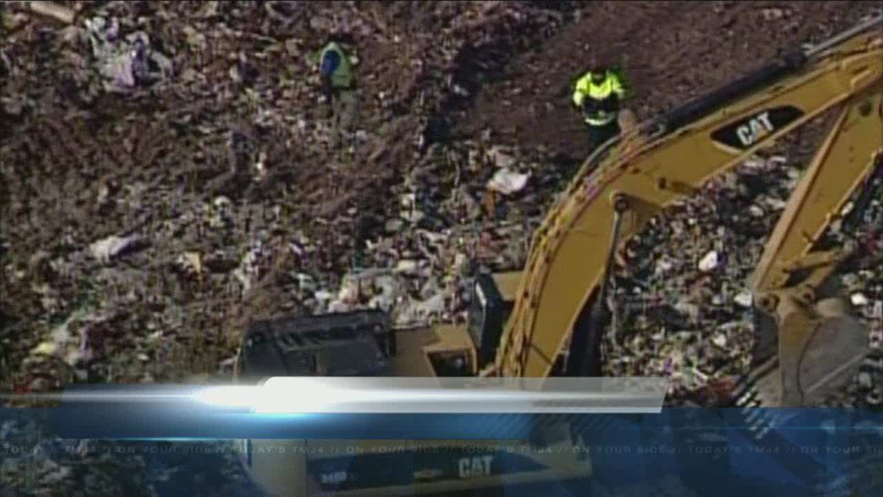 Police search Menomonee Falls landfill for Evon Young - YouTube