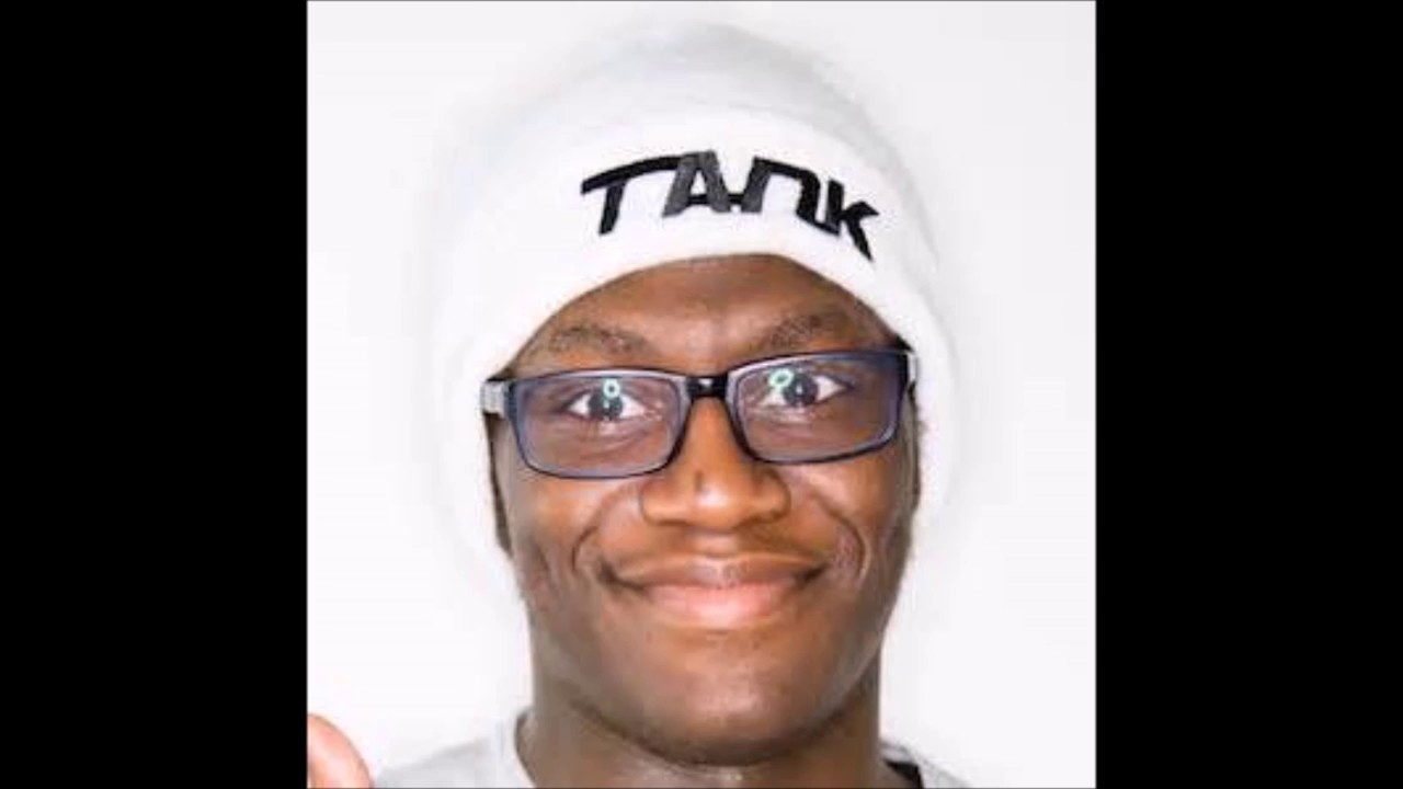 Look at this dude. Deji edition - YouTube