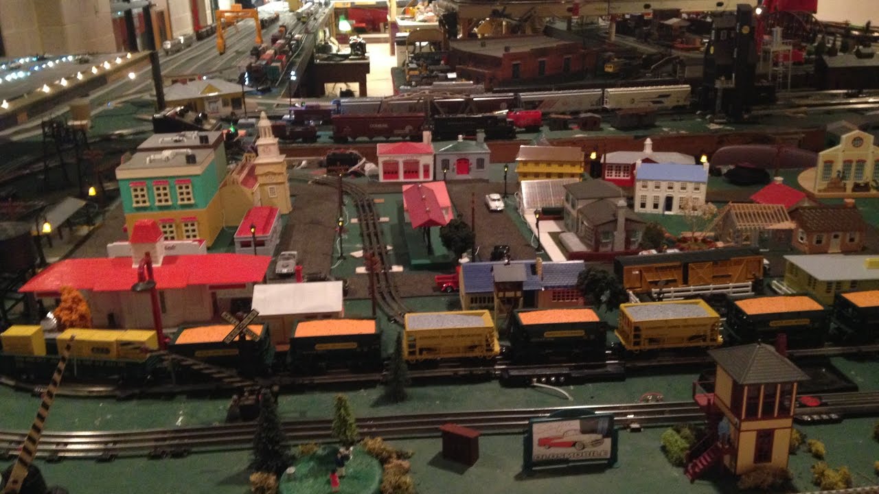E-Town Public Library Train Display - YouTube