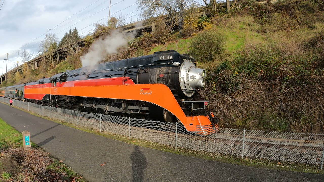 4449 moving in Portland, video 7, 5k 30fps 2880p30 - YouTube